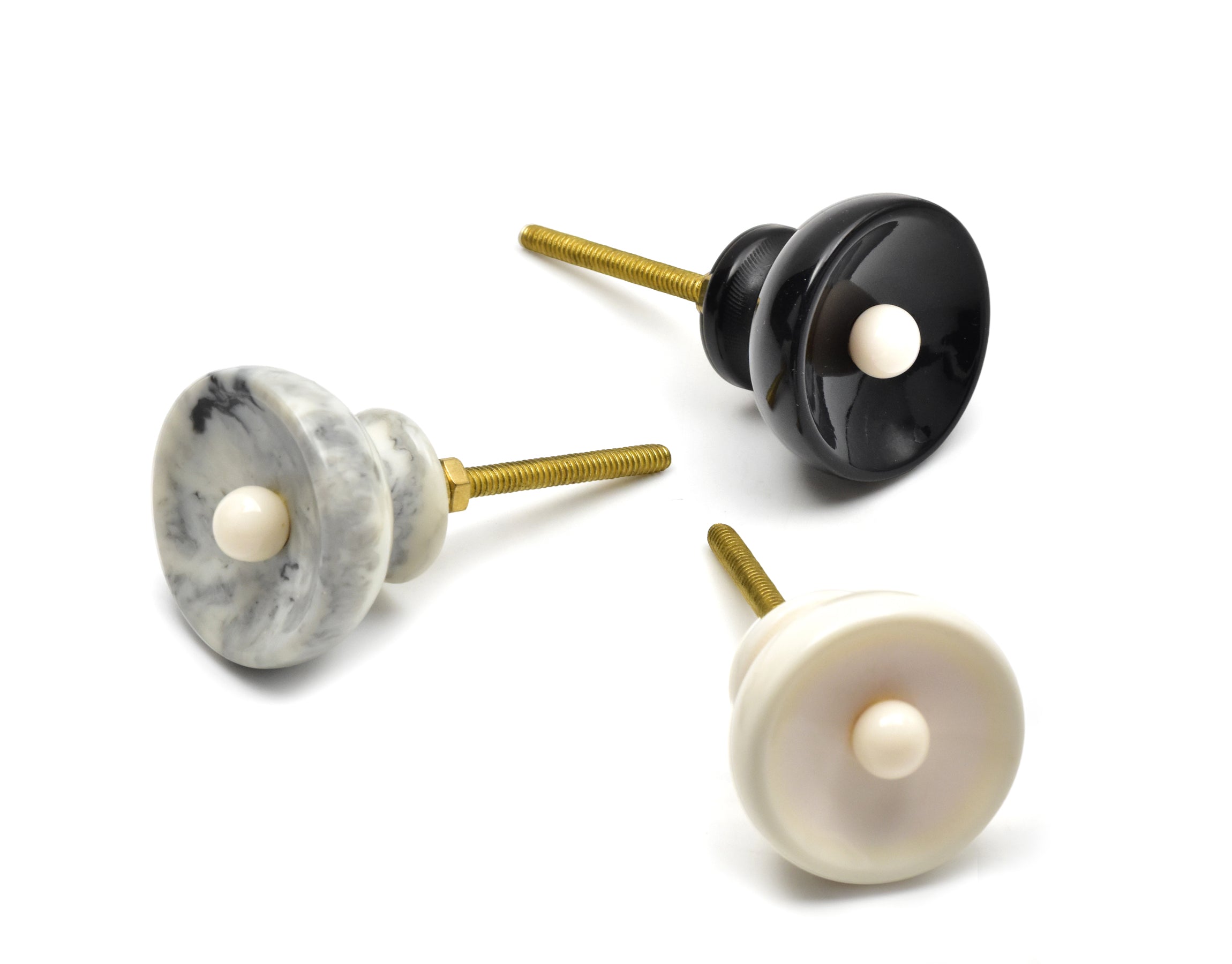 ELEGANT MULTI-COLOR RETINA EYE SHAPE RESIN CABINET KNOBS – SHILPWARE